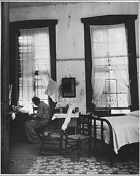 NAID 521414 – Rediscovering Black History